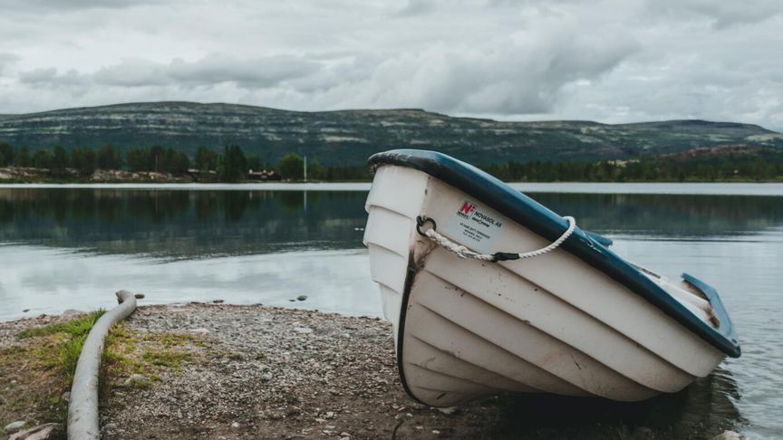 英语发音讲解:生活而无目标,犹如航海无指南针