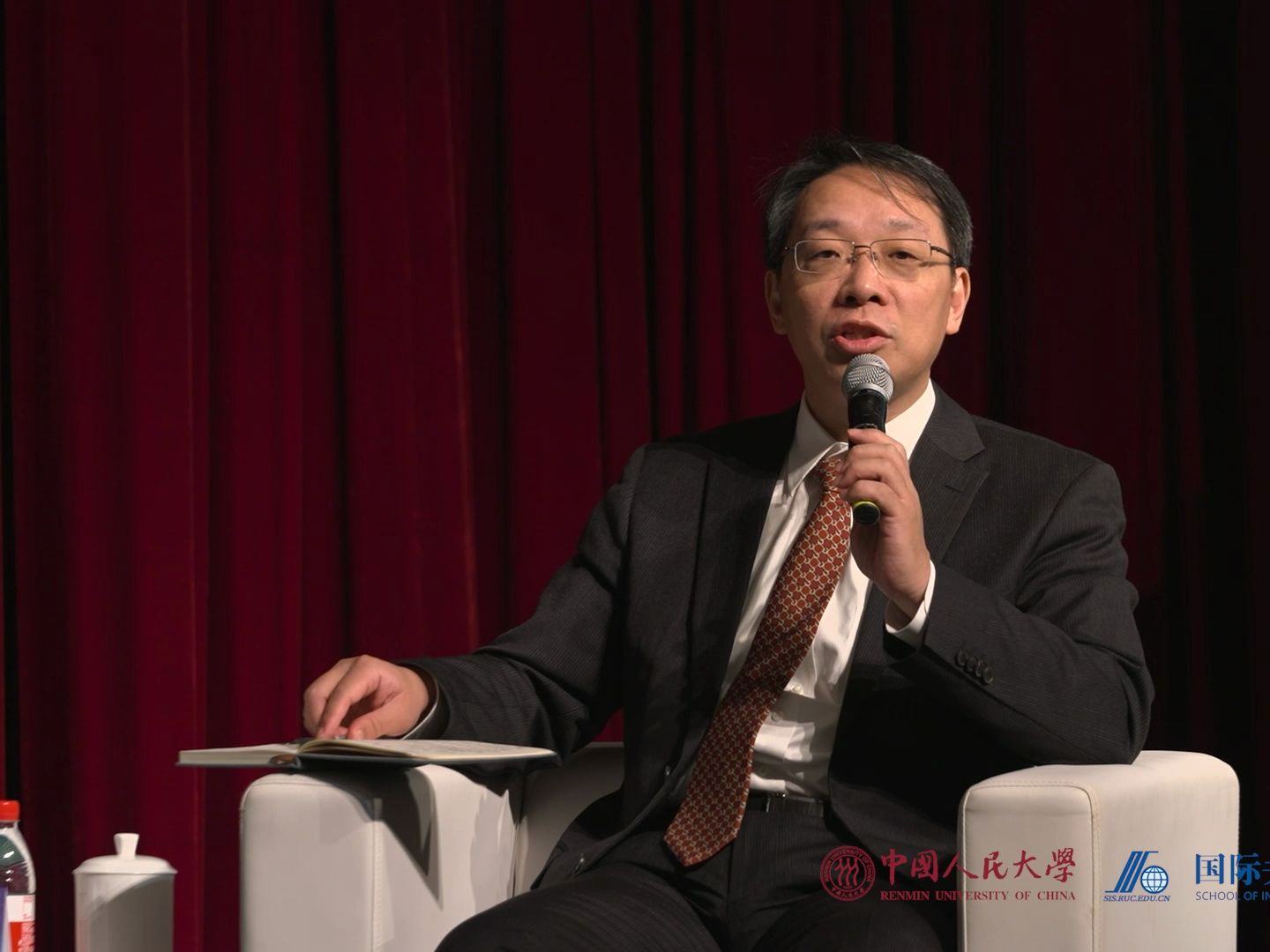 一带一路倡议意味着中国国际收支平衡表和海外资产负债表的再平衡
