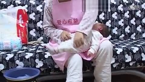 宝宝换尿片在线播放网,视频高清在线观看