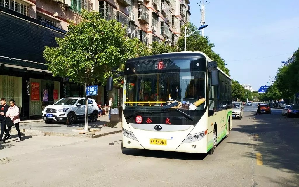 冬去了,春来～【平江公交】6路 电器厂↔通平收费站(沿江路→碧潭...