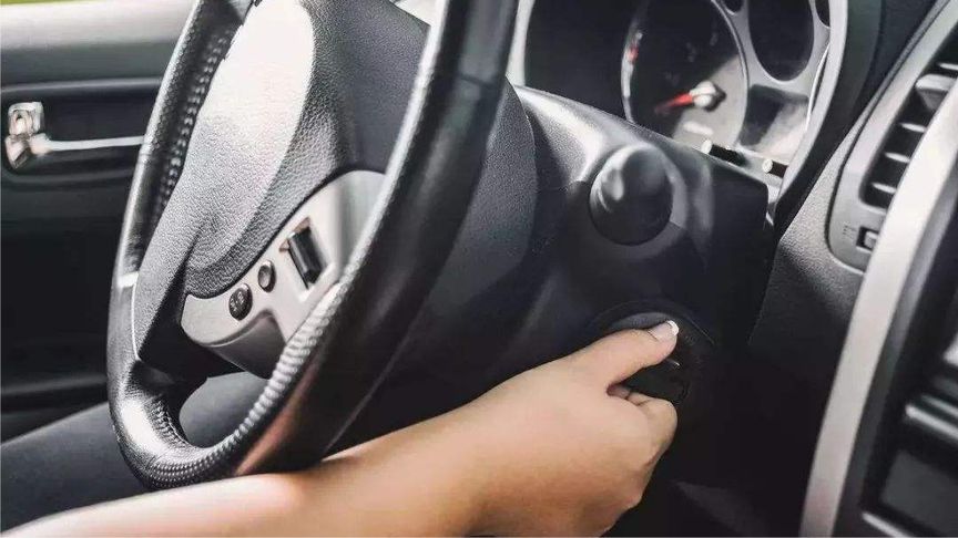 冷车启动 汽车离合器发抖是怎么回事?