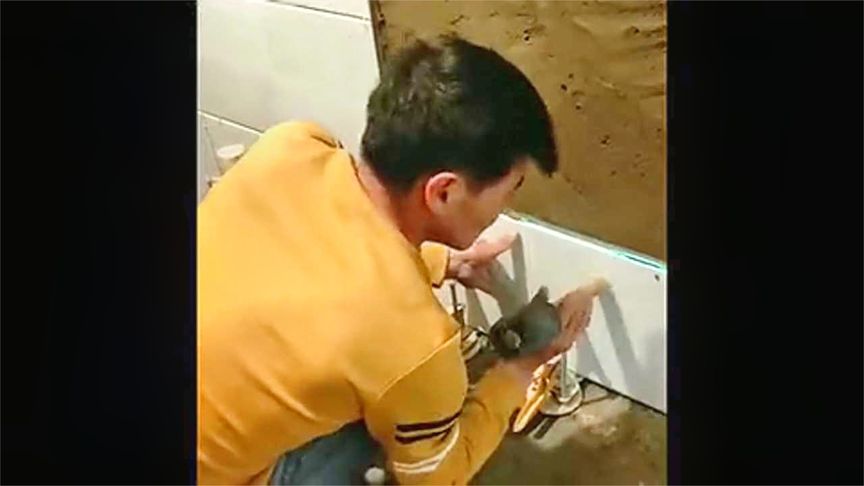 墙砖定位器的使用方法,极大的提高瓷砖师傅的铺贴效率,完美!