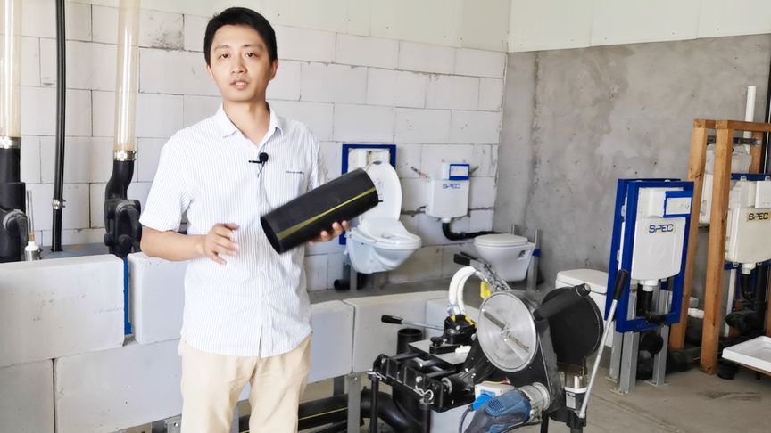 PE管道是如何进行焊接的,只要一台设备,五分钟立马学会