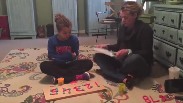 如何在15分钟内教会孩子算数不用数手指,数字关节