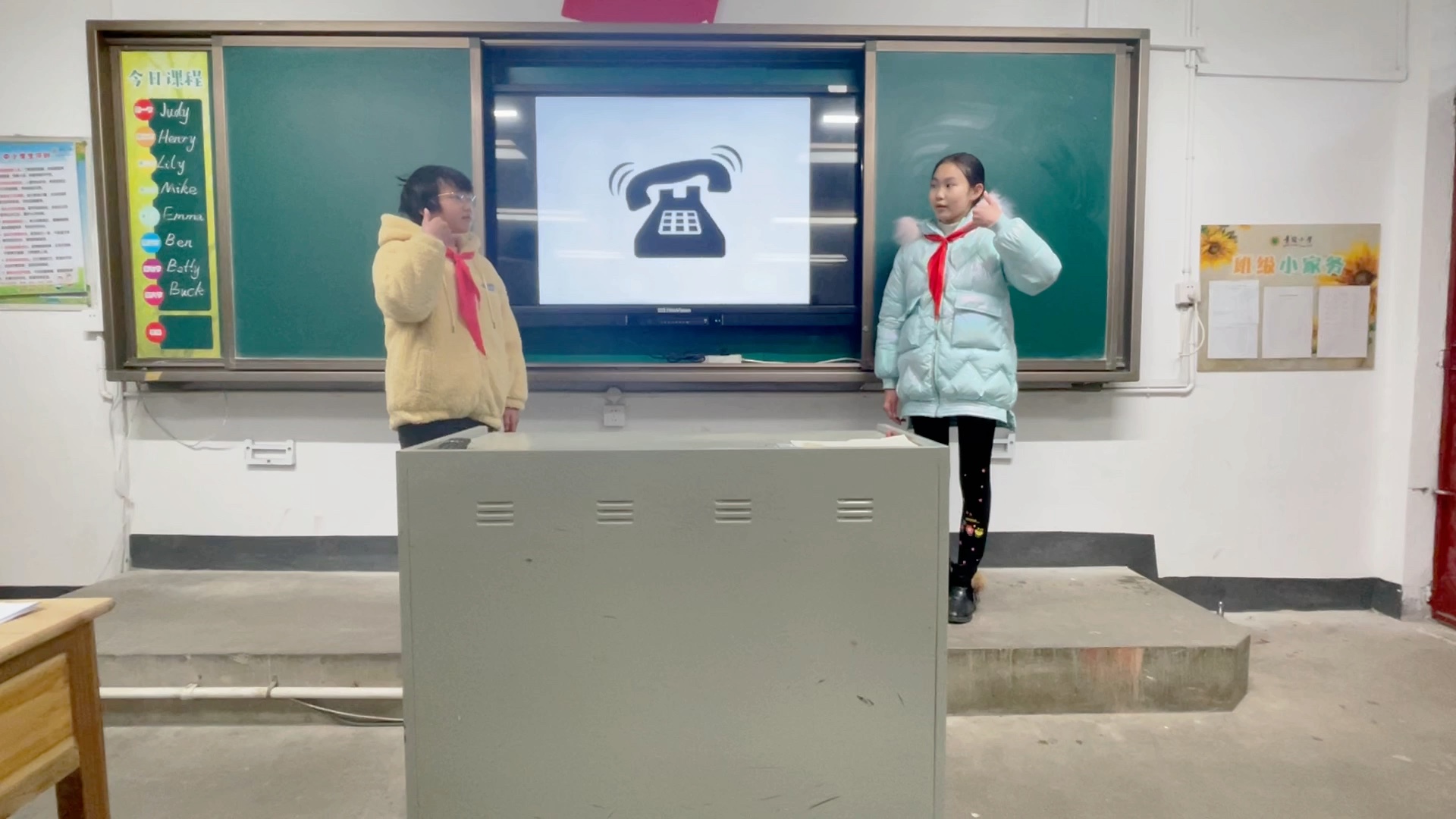 小学英语课本剧表演