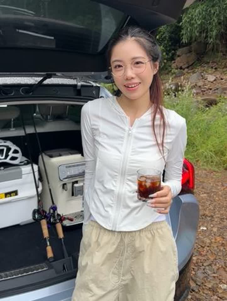 和女朋友户外约会真的像在充电!哪吒S猎装 我的100种猎趣生活 哪吒...