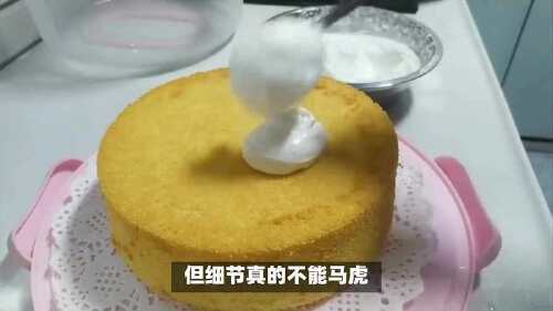 零失败生日蛋糕教程:手把手教你从松软蛋糕胚到完美冷藏定型