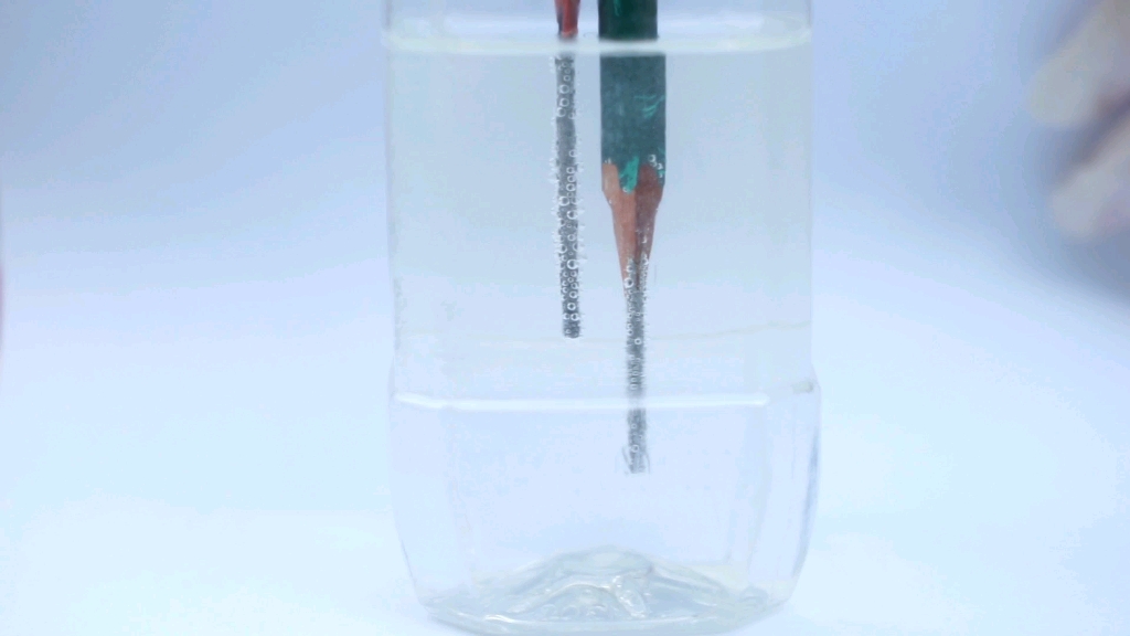 化学小实验--自制含氯消毒水