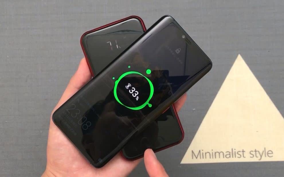 99元买的“黑科技”无线充电宝开箱,给手机充电的那一刻:天呐!