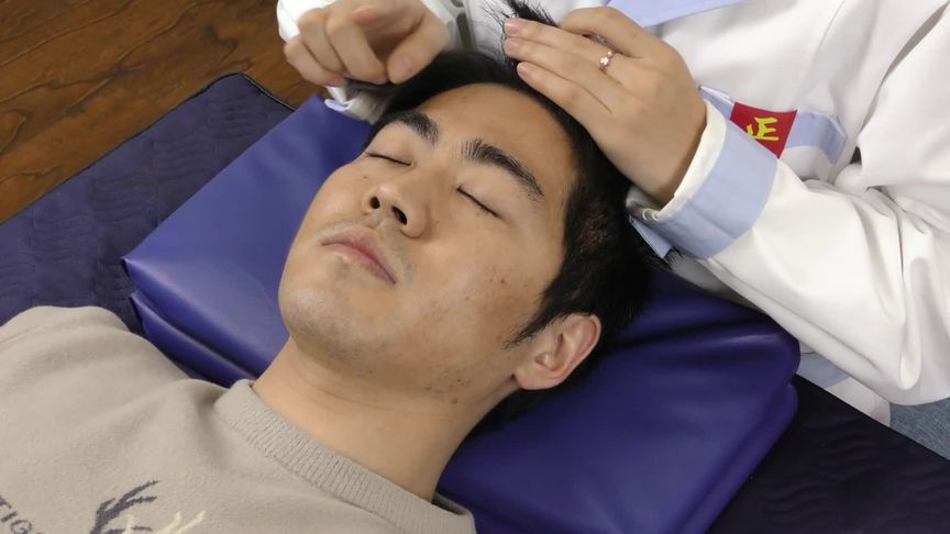 学会这一套手法 再也不怕孩子近视了1开天门