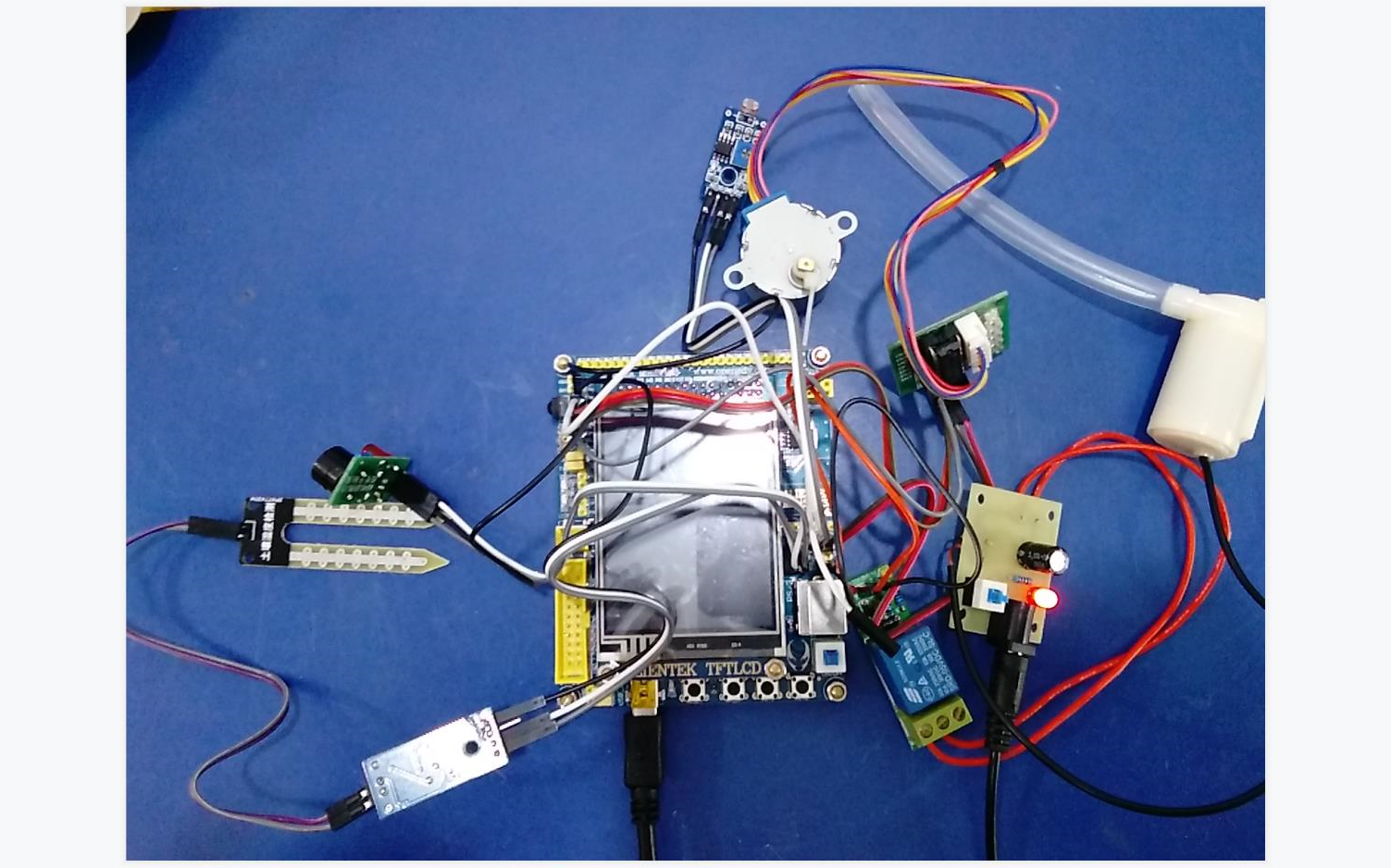 基于mini STM32单片机的STM32F103RCT6智慧花盆智能大棚设计...