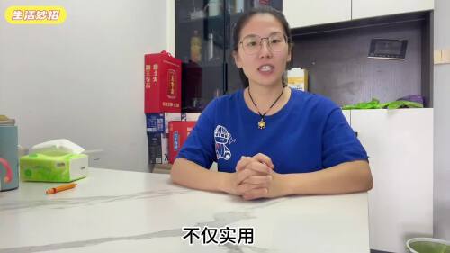 钢丝球别再花钱买了,教你一招,塑料瓶秒变钢丝球,能用好几个月