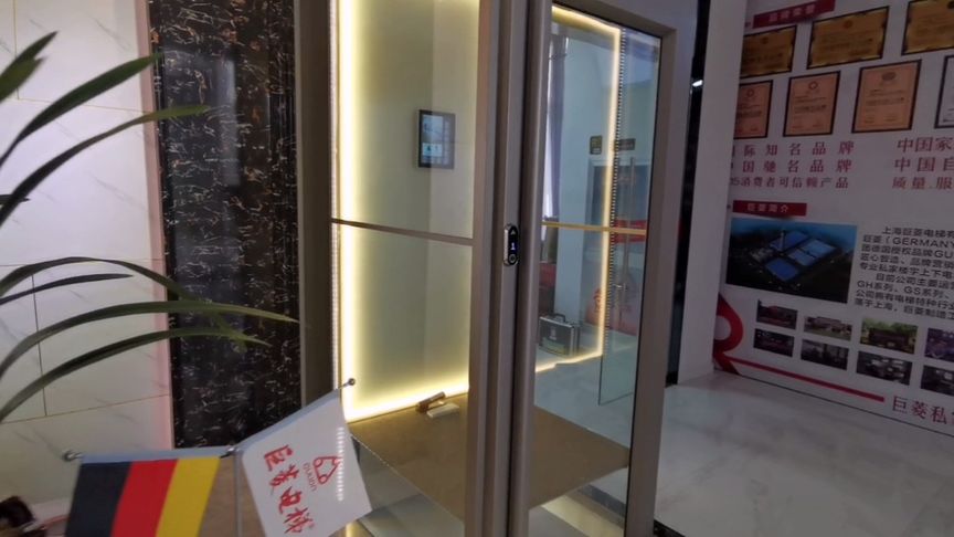 一款外观简洁大方的家用别墅电梯,安装尺寸小您见过吗?