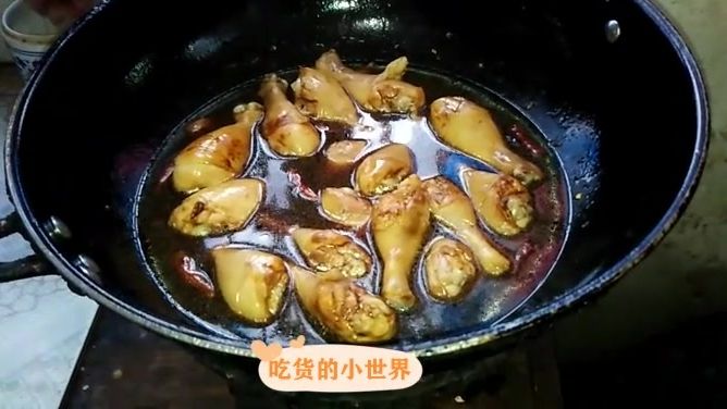 儿子这次好厉害!竟然一次吃了四个。
