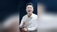 两条服务理念:第一,客户永远是对的;第二,如果客户错了,请参考第一条!
