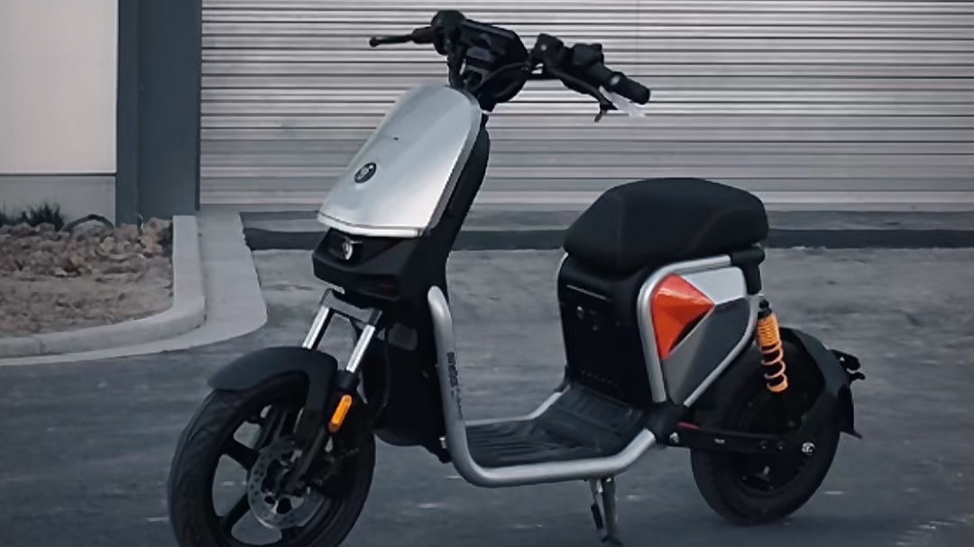 新国标之后的电动车都长这样了?九号Fz3