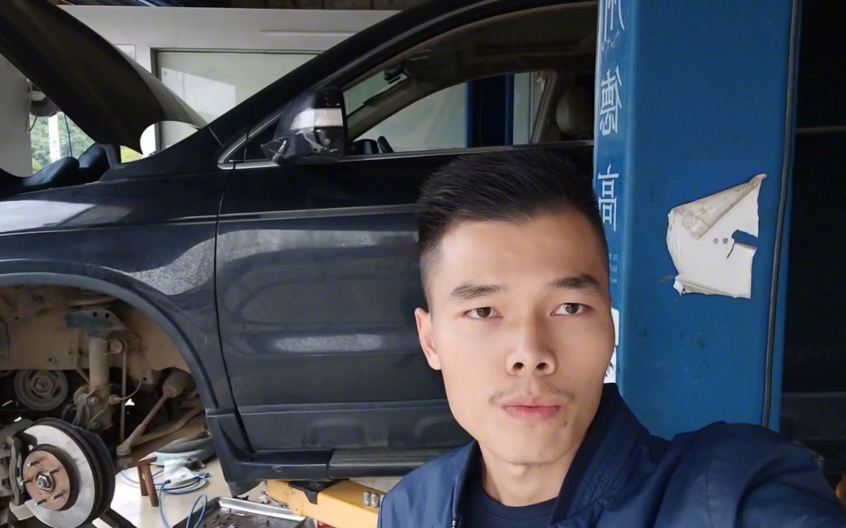 自动变速箱油多久换一次很多人错过时间导致汽车越来越难开