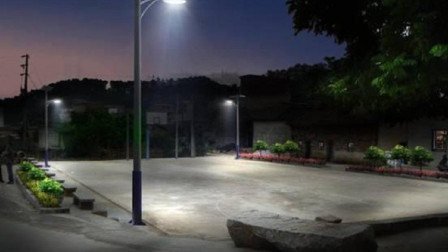 农村免费装了路灯,农民却没什么好感?原来路灯有这3个问题!