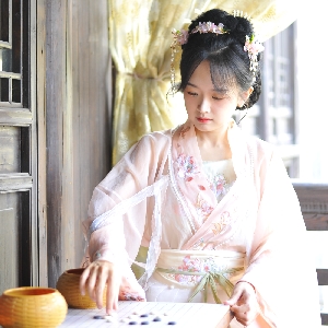 吃花椒的小鲸鱼 