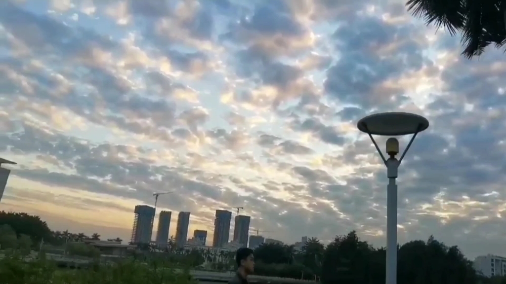 ...分享,觉得这个哼唱好好听,分享给大家,全首歌更好听可移步音乐播放器