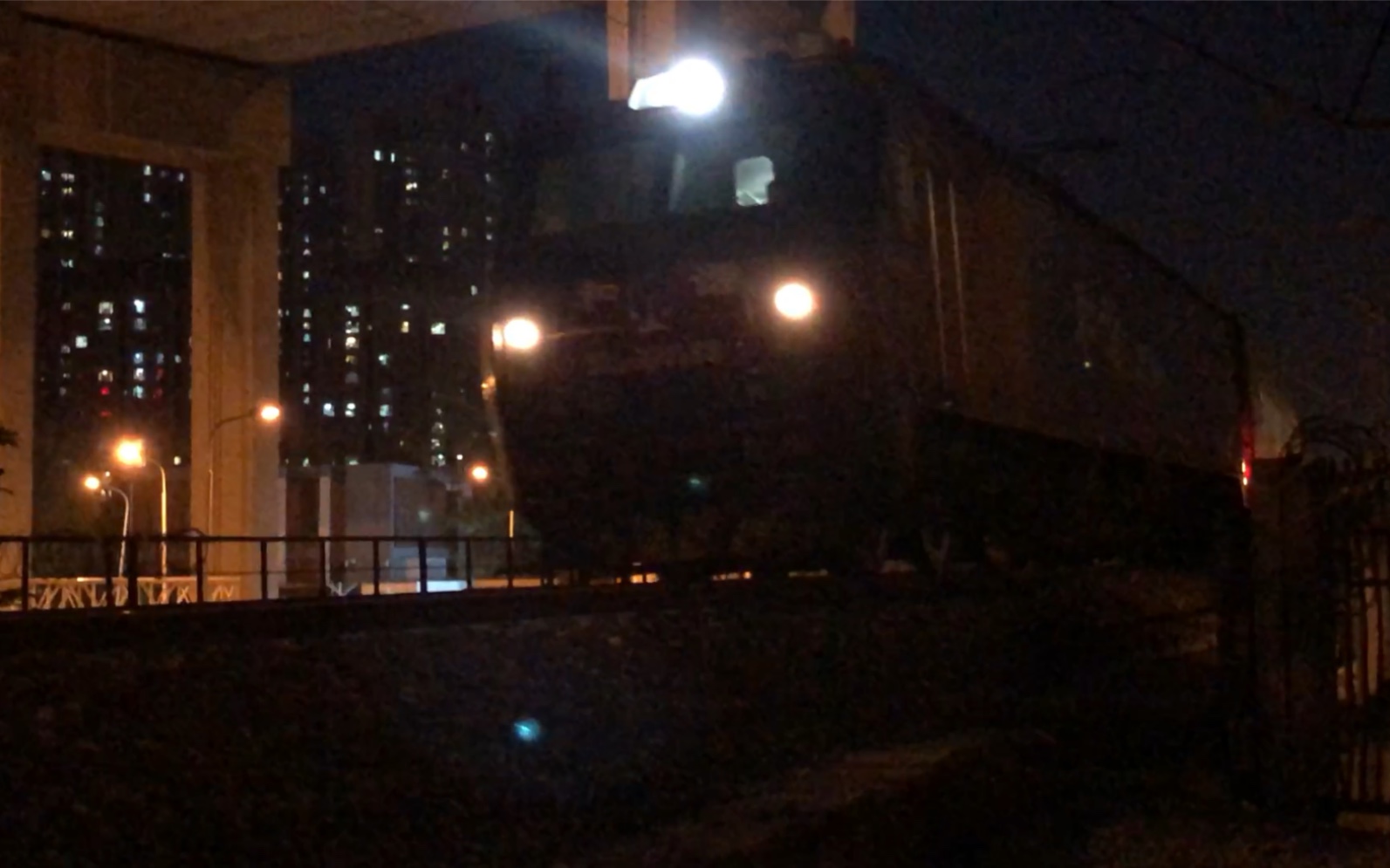 HXD3D-0188,济局济段,牵引K285次(北京-烟台)列车,由京沪线下行去往...