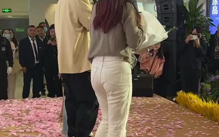 苏醒商演粉丝会互动现场