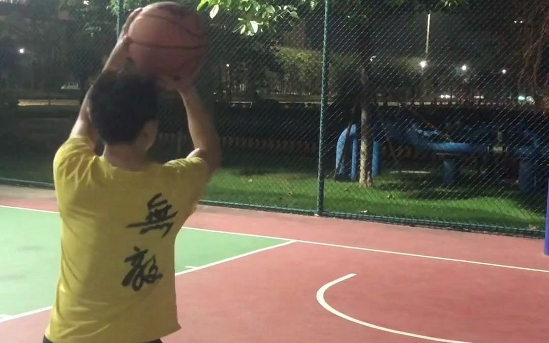篮球投球动作练习,篮球投篮姿势练习