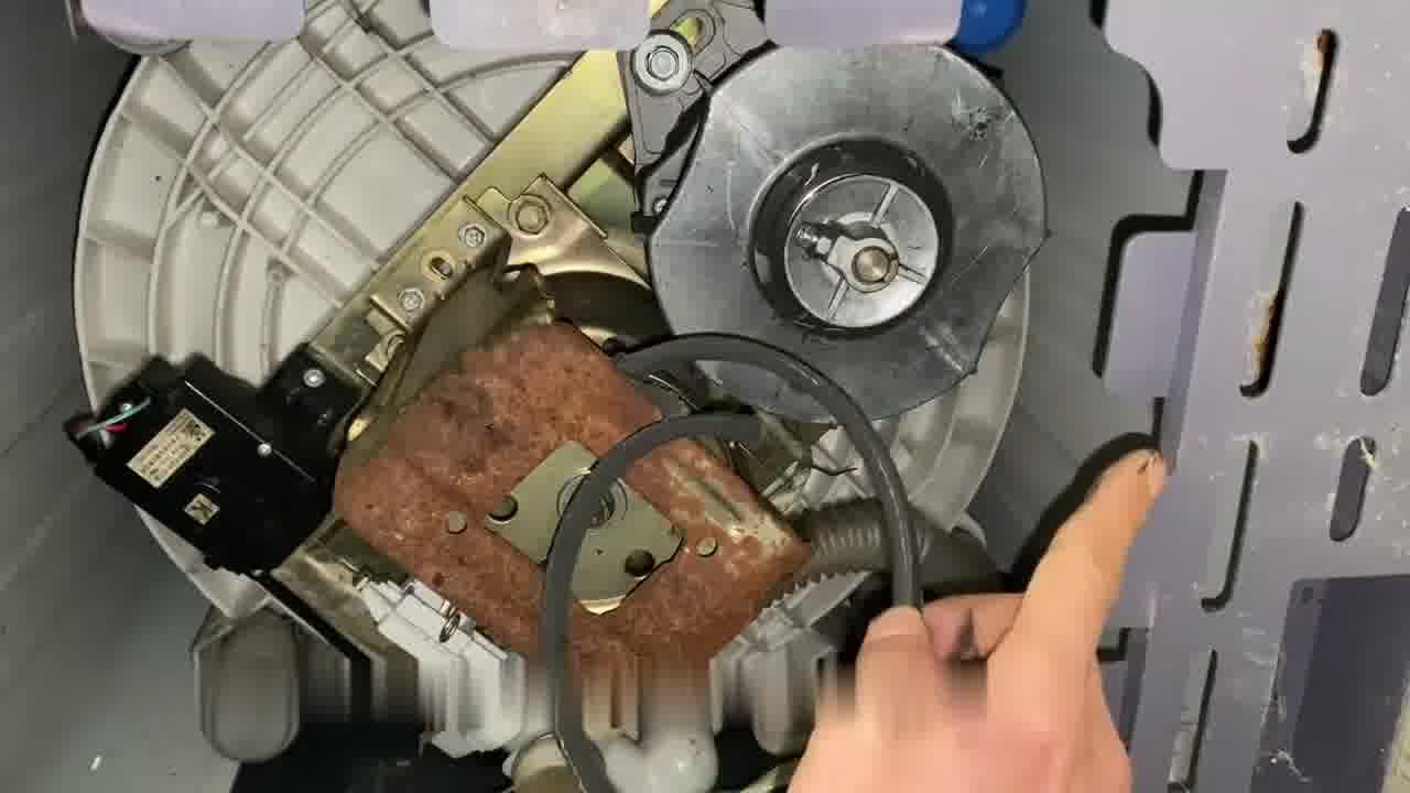 tcl滚筒变频洗衣机报警e8