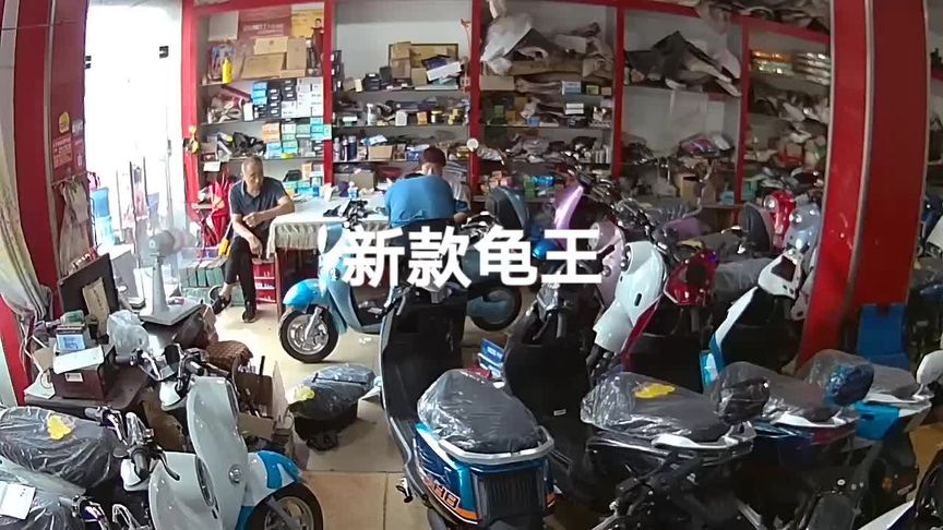 老客户回购第二台大阳电动车:祝哥嫂用车快乐:一生平安: