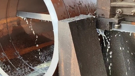 无缝大口径钢管定尺切割