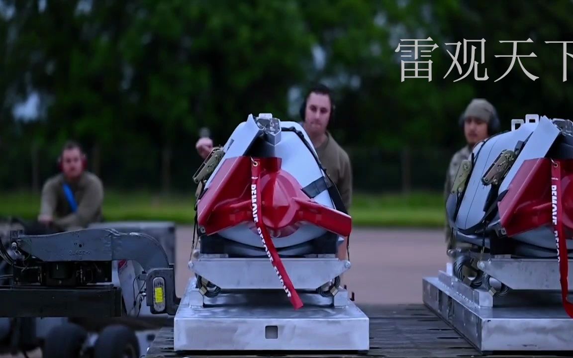...在乌克兰边境,北约联合军演执行任务时发射 AGM-158 JASSM 导弹