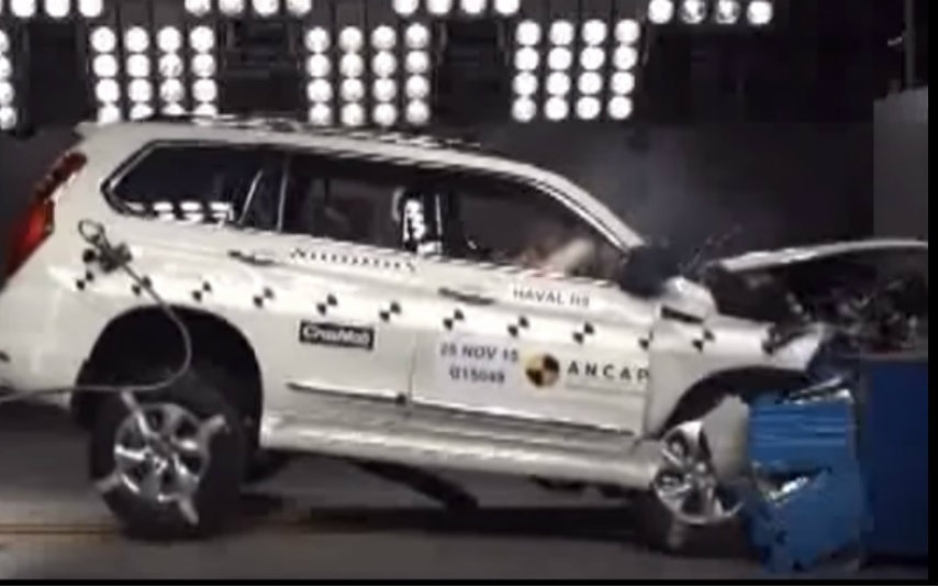 NCAP 15'哈弗H9 64kph正面偏置可变形壁障碰撞测试