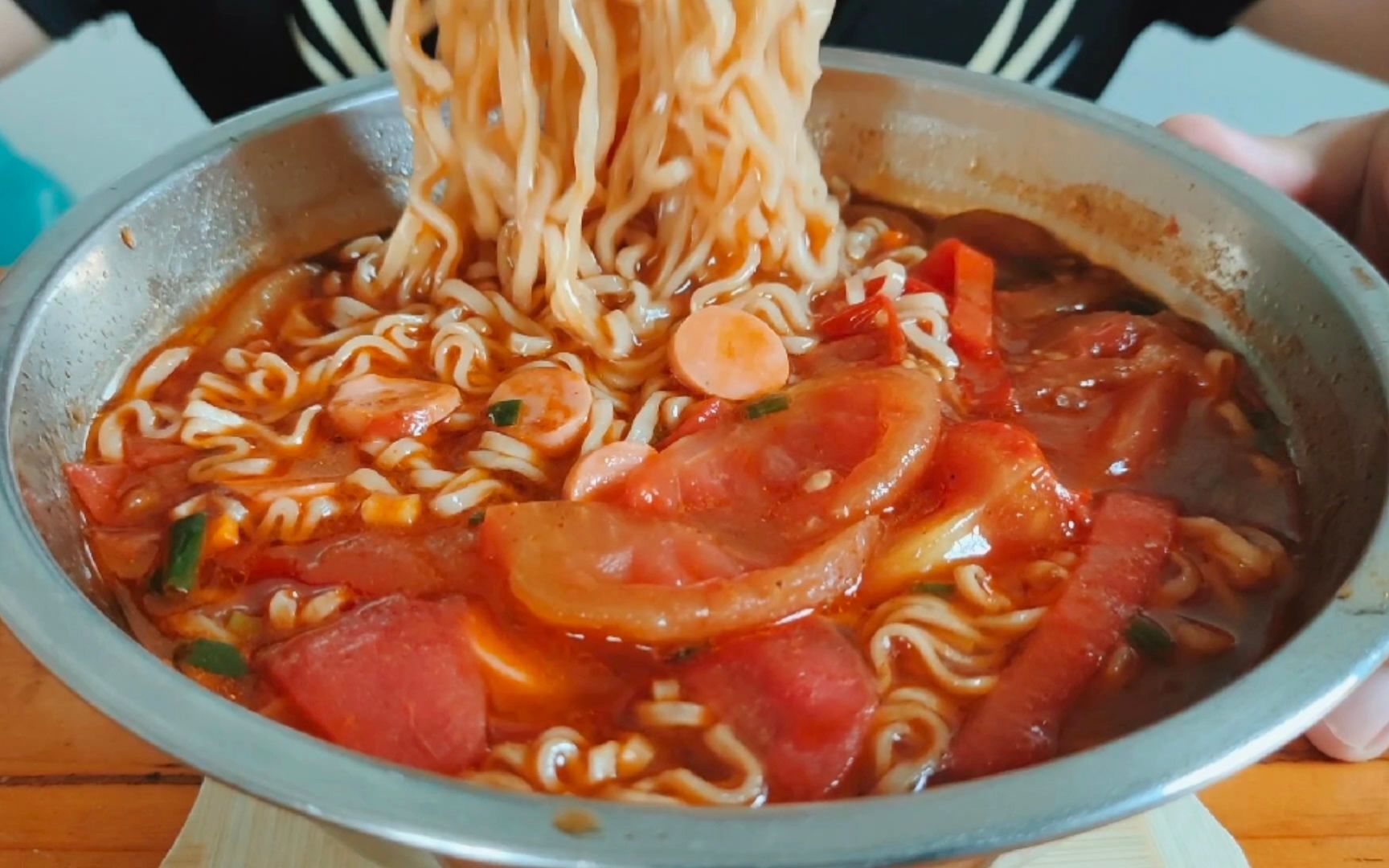 泡面别再泡着吃了,泡面的神仙吃法,简单易做又好吃