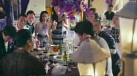 老师的表现突出了现实生活中的某种黑暗,但又确实随处可见,令人深思