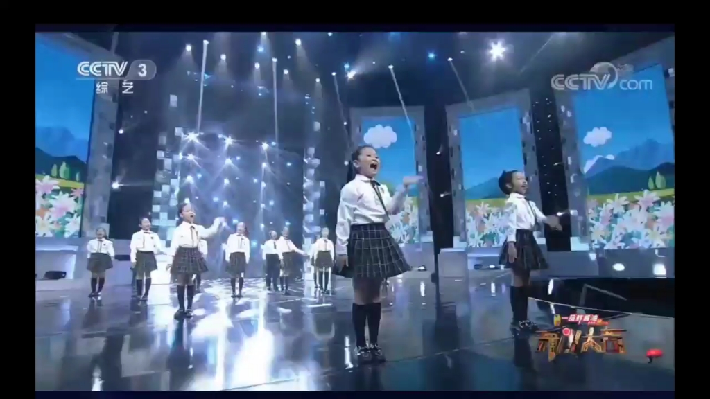 [开门大吉]歌曲《歌声与微笑》 演唱:天使童声合唱团
