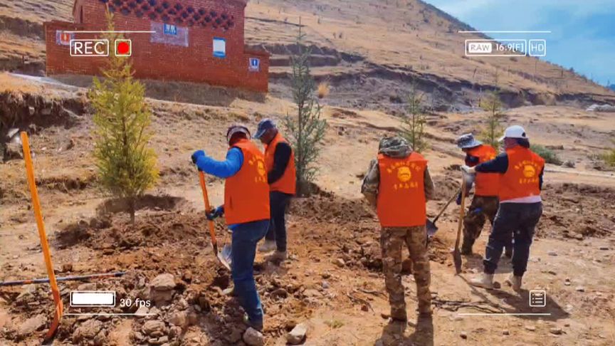 为扎实开展“红色美丽村庄”建设,全面促进乡村旅游和经济发展