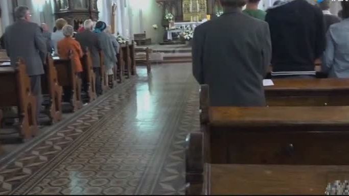 西方人说中国人没有信仰,这个中国人的回击一针见血!