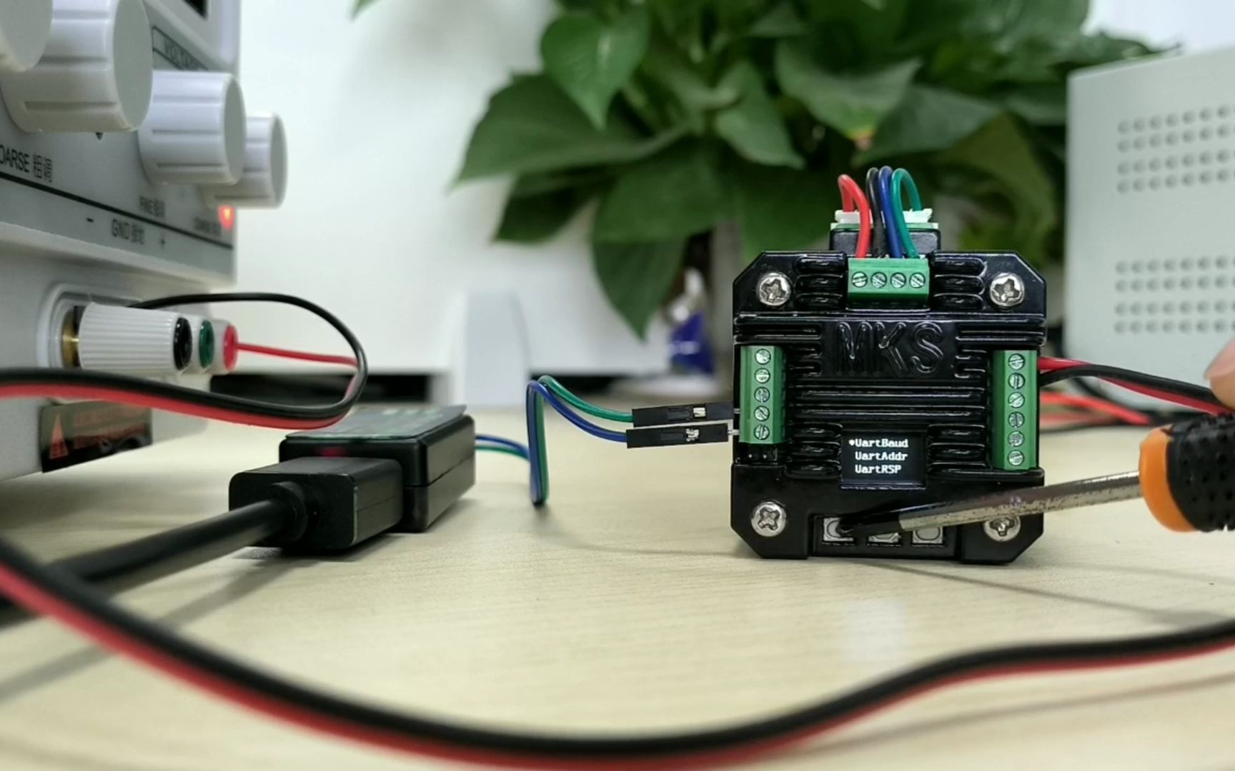 Makerbase D系列闭环步进电机 示例1 上位机通讯