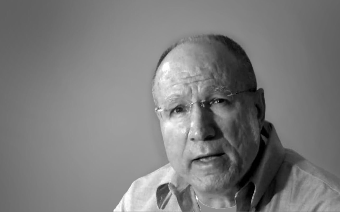 Carbone博士介绍EFL课程