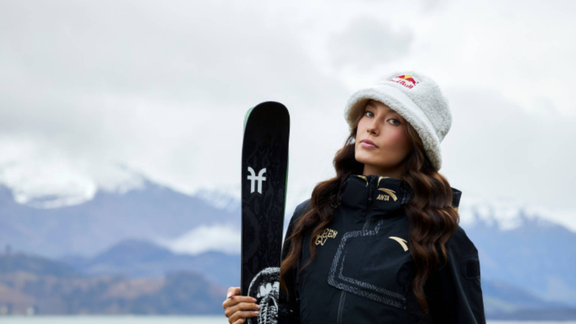 谷爱凌夺冠!收获新赛季首金