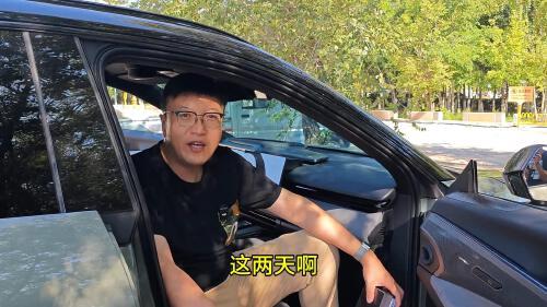 弃用原厂!4K超清行车记录仪推荐!