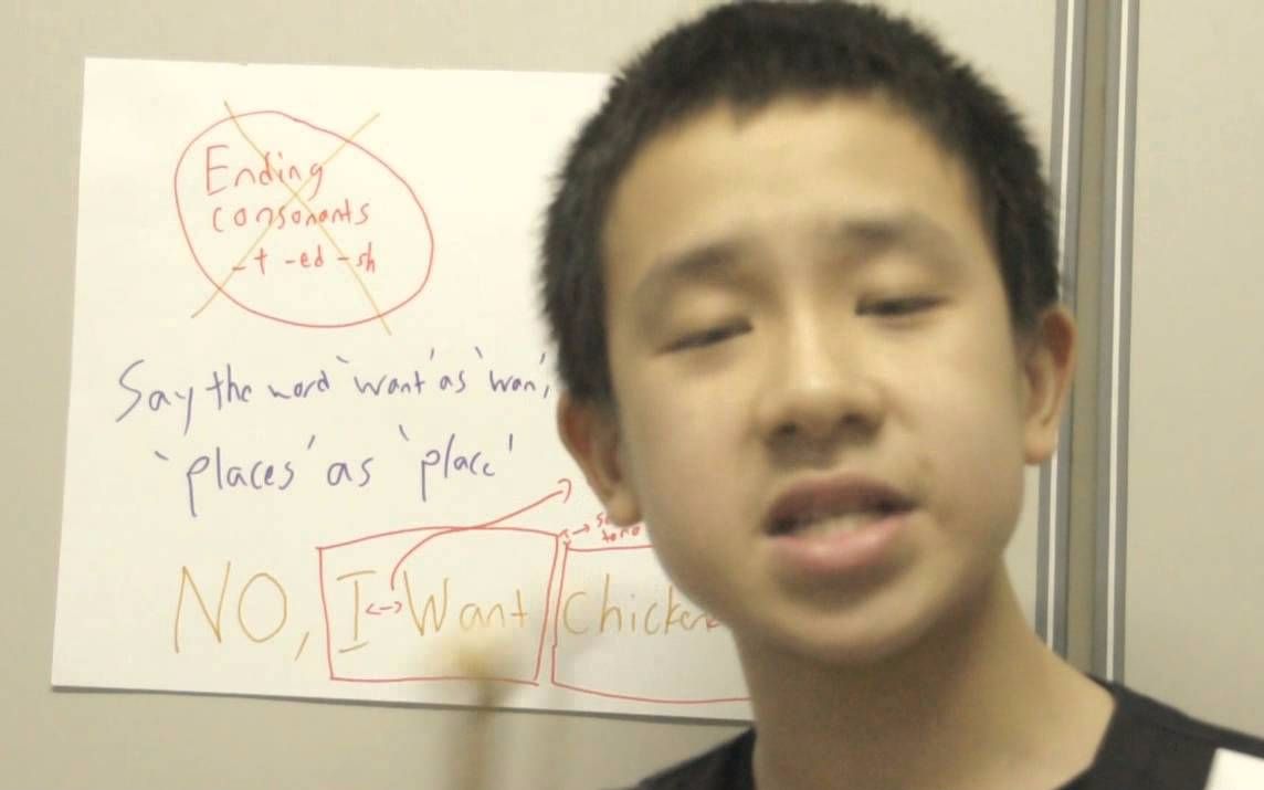 这个新加坡7岁小孩用鬼畜还原新加坡英语口音!哈哈哈哈@油兔不二...
