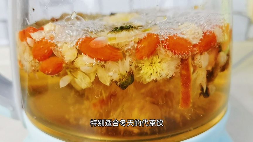 92岁爷爷常年用菊花这样泡茶,三高平稳身体棒,快为父母收藏起来