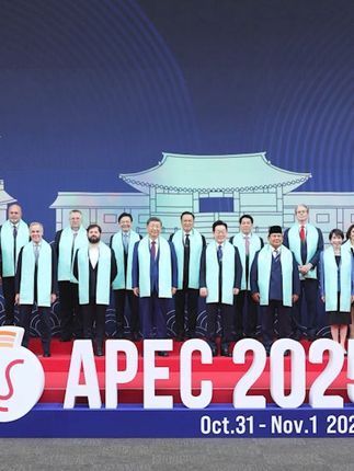 现场视频!习近平出席亚太经合组织第三十二次领导人非正式会议第二...