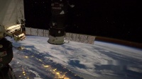 s547 科技感超酷宇宙星空星云粒子宇宙飞船太空遨游动态视频素材CG...