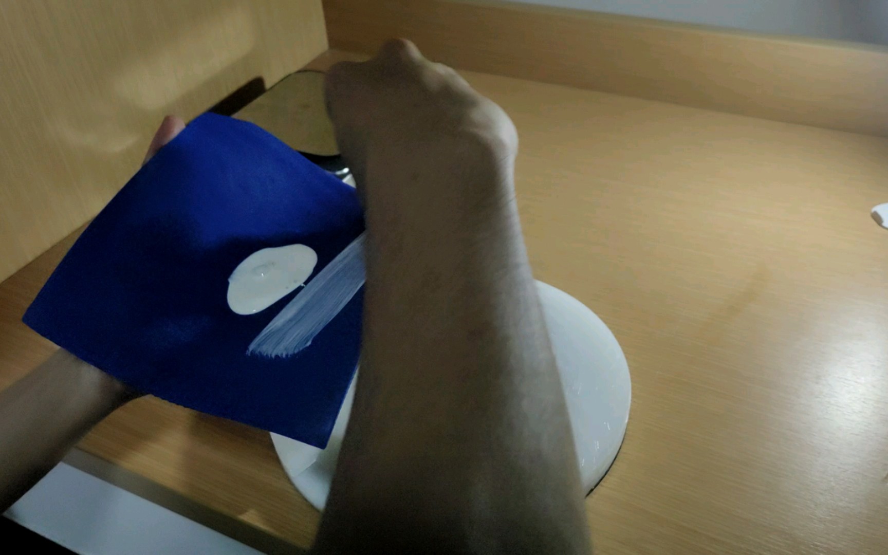 关于亚萨卡竞技者power如何配胶(正手蓝省39°2.15mm,反手亚萨卡...