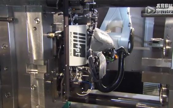 【搬运】双色注塑模具生产视频案例