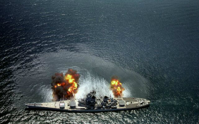 【张召忠开讲】巨舰大炮覆灭之前,航母也曾万般遭嫌