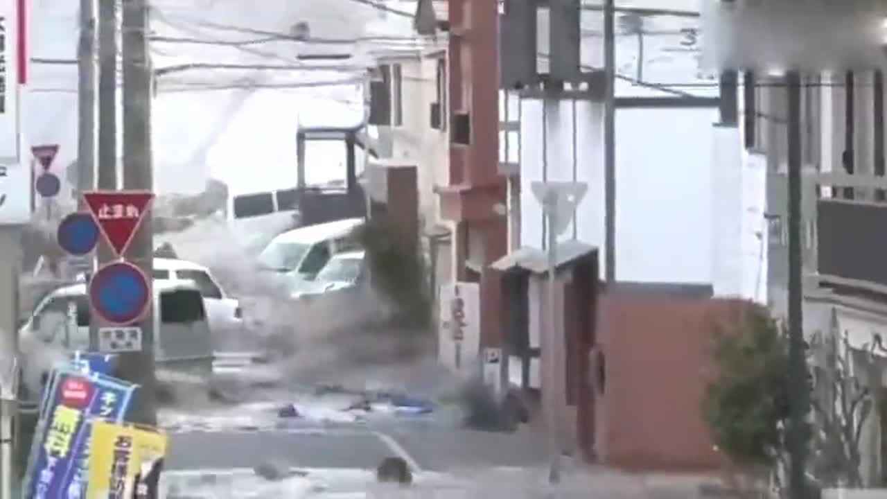 日本海啸,太震撼了,跑都来不及!