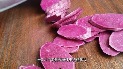 家里有孩子就试试这个小吃吧,做法太简单了,营养又美味,真好吃